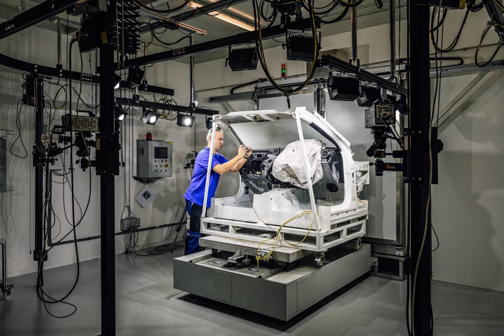 Yanfeng expands its Technical Center in Slovakia - FAPU