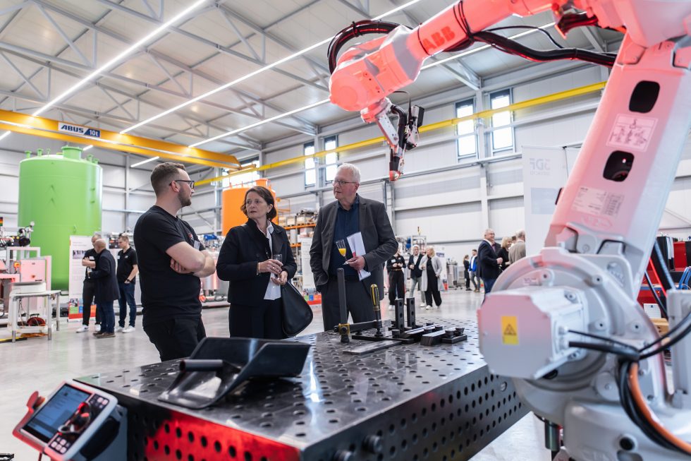 25 Jahre 3defacto – Engineering Excellence seit 2000 - FAPU